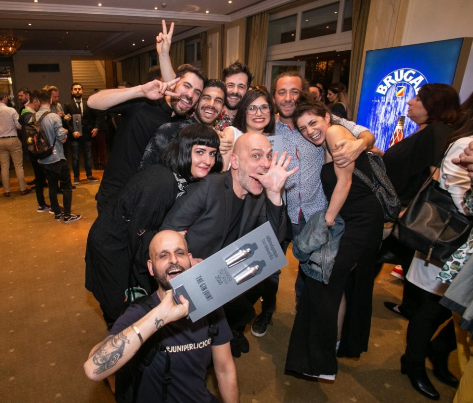 Αυτά είναι τα πιο “shaked” bars της Ελλάδας!