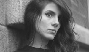 Amanda Mussi: Πρώτα η αλληλεγγύη και η διάθεση για χορό!