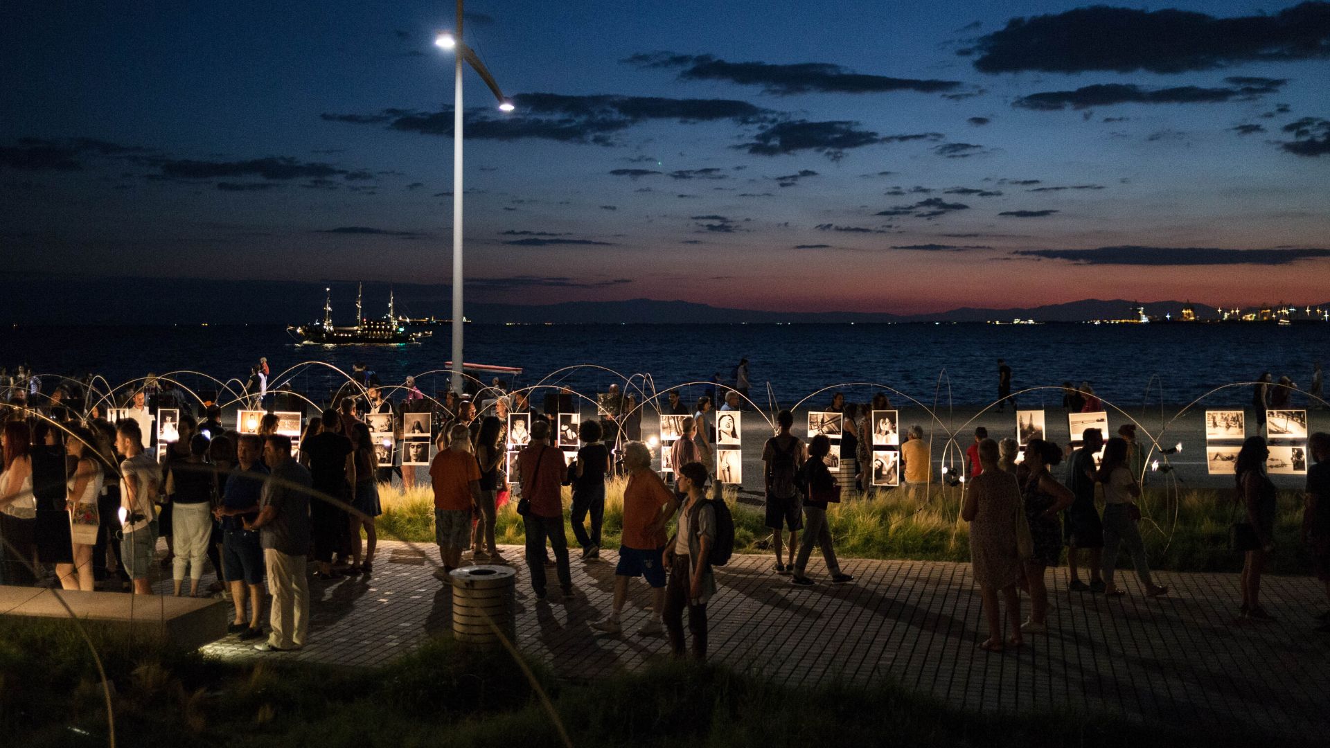 99 hours On View: Μια υπεθρια έκθεση από τη Stereosis!